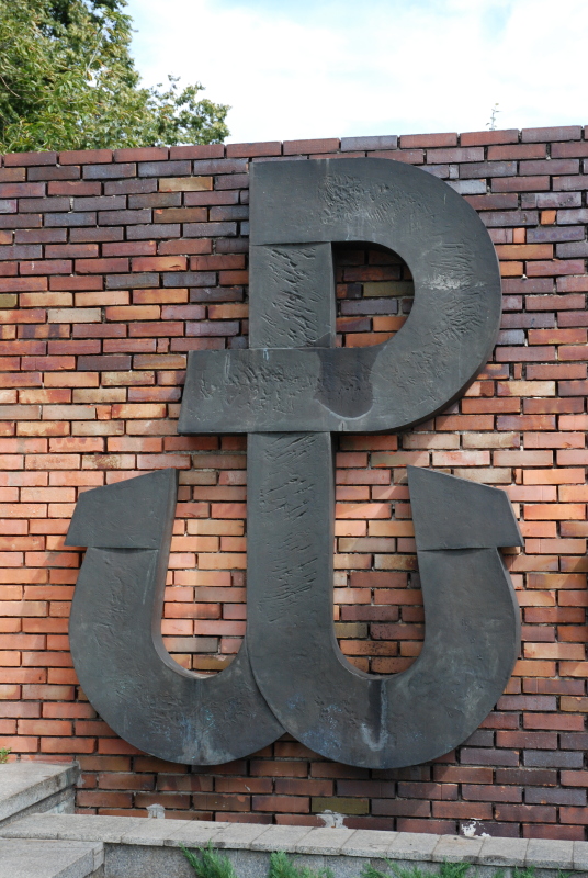 The Kotwica (polish for »anchor«) is a symbol of the Warsaw uprising ...